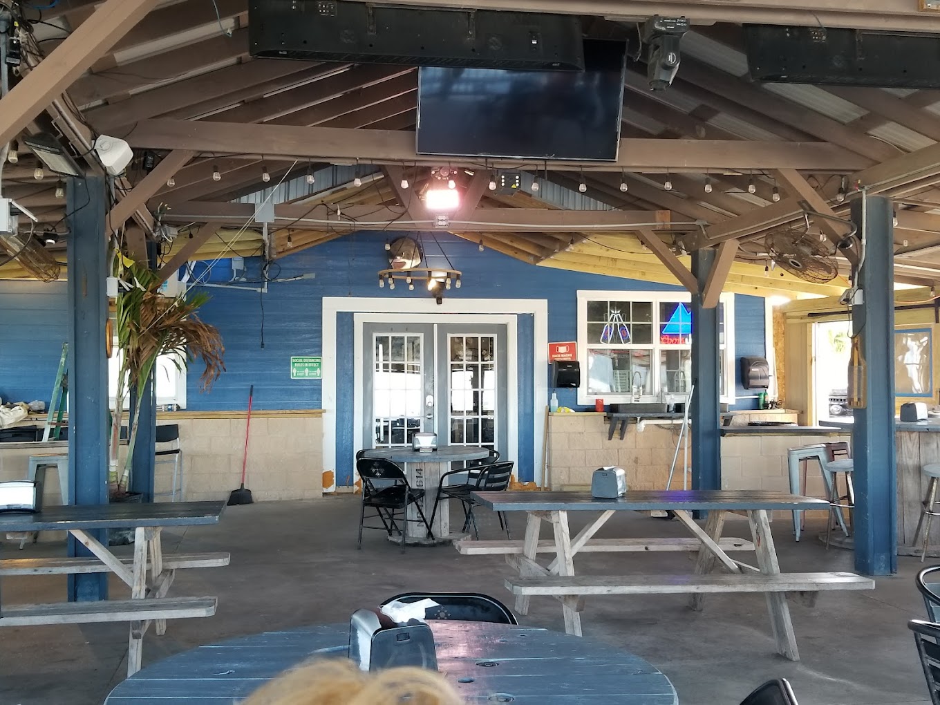 Danny's Seafood House - JustFreeWPThemes